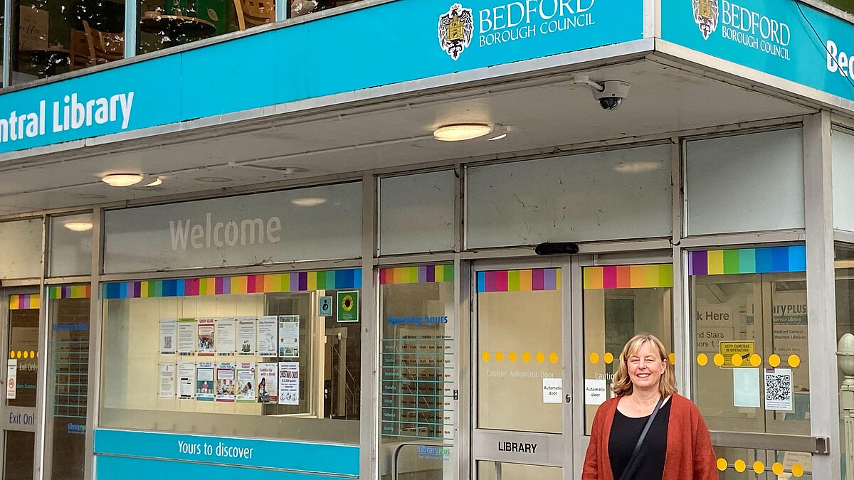 Bedford Library Lift repaired, thanks to Liberal Democrat pressure ...