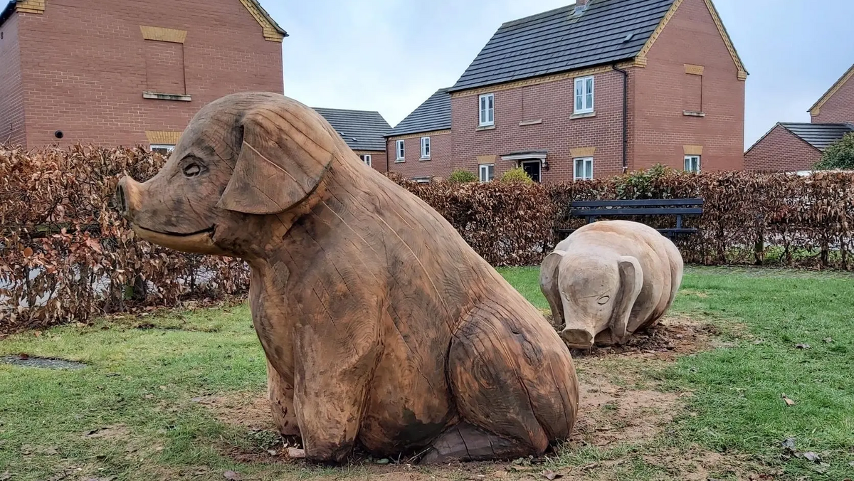 Wooden Pigs Refurbished at Woodlands - Bedford Liberal Democrats