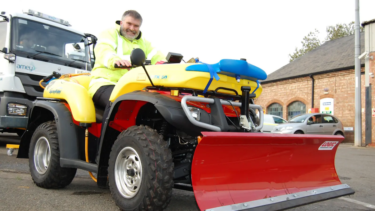 COUNCIL PREPARED FOR WINTER WEATHER AS MAYOR UNVEILS LATEST WEAPON IN ...
