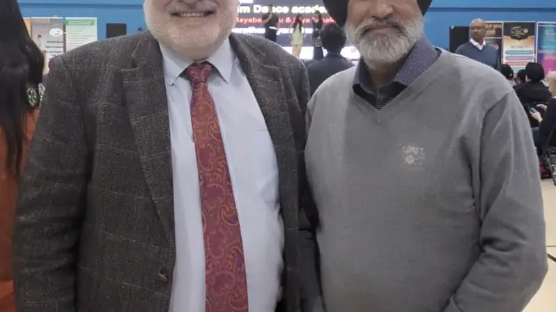 Former Conservative and Labour Councillors are backing Mayor Dave ...