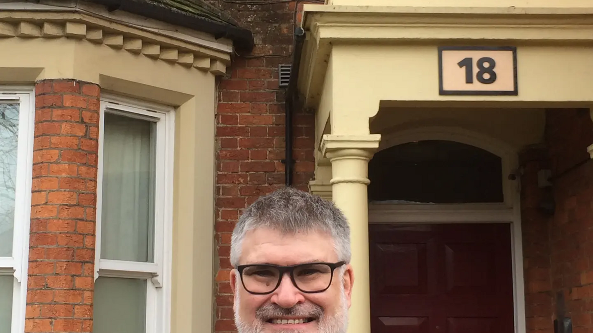 Mayor Dave Unveils Blue Plaque Honouring Two Renowned Figures in ...